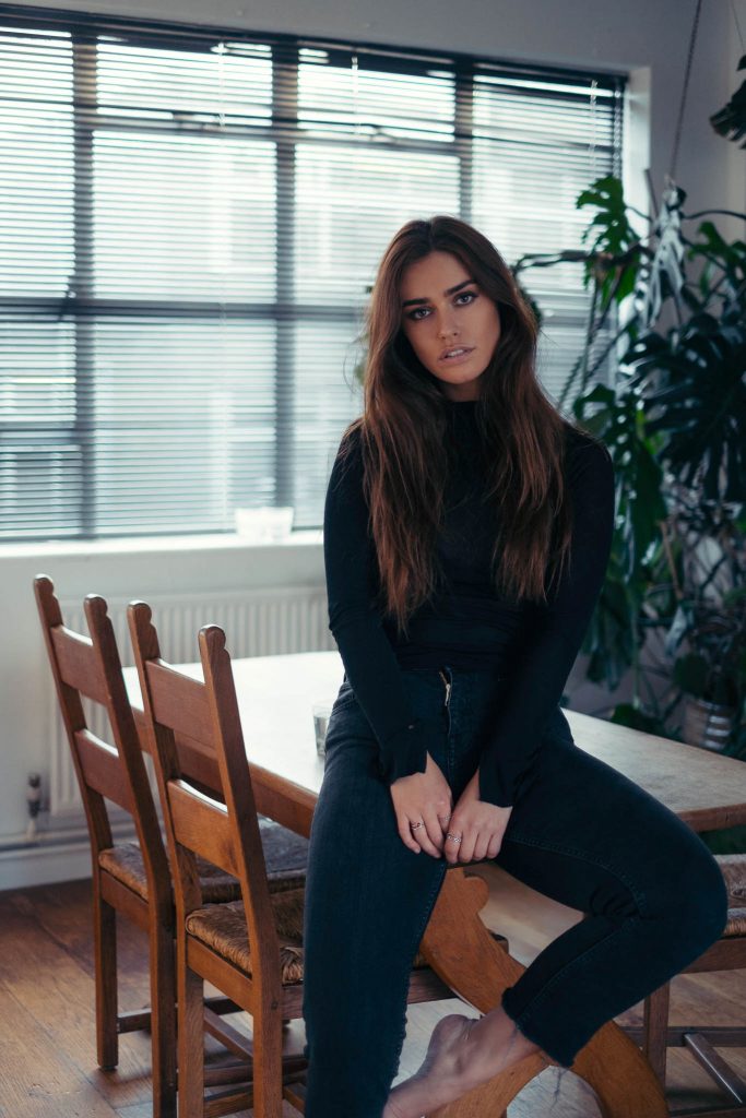 Model Shauna R is Stunning! | BMA Models Blog